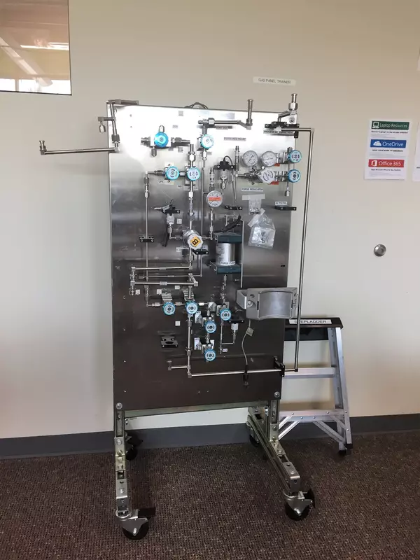 Instrumentation/Controls/Physics Lab | Oregon Tech